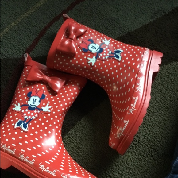 Disney | Shoes | Disney Minnie Mouse Polka Dot Red Rain Boots Size ...